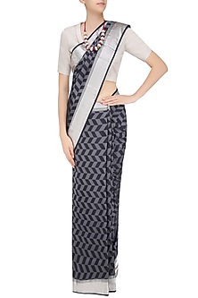 Raw Mango: Buy Raw Mango Designer Sarees, Kurta Sets, Dresses, Lehengas ...